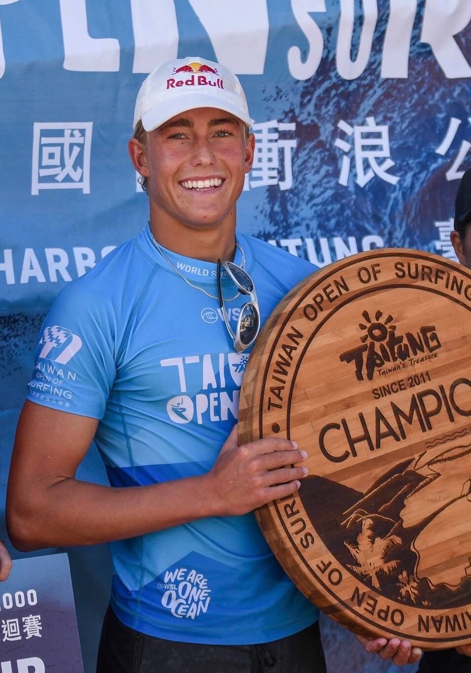 《衝浪》18歲澳洲衝浪新星 Red Bull運動員 Jarvis奪下臺灣國際衝浪公開賽冠軍 – WOWSight