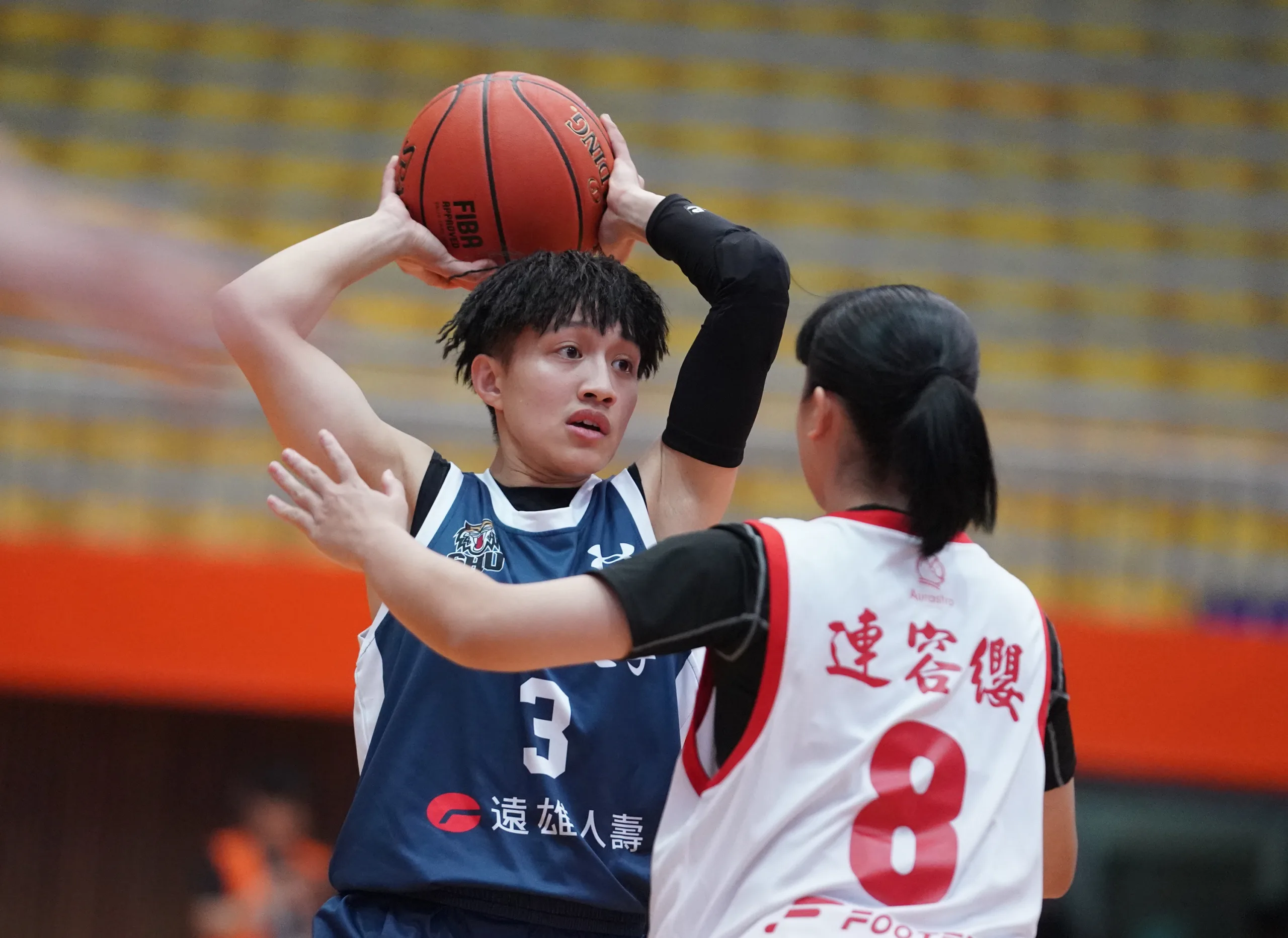 UBA09639_世新宋瑞蓁10分7籃板，外帶助攻抄截各6 – WOWSight